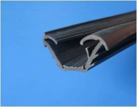 TPV Glassrun Automotive Door Seal , Noise Absorption Extrusion Rubber Seal